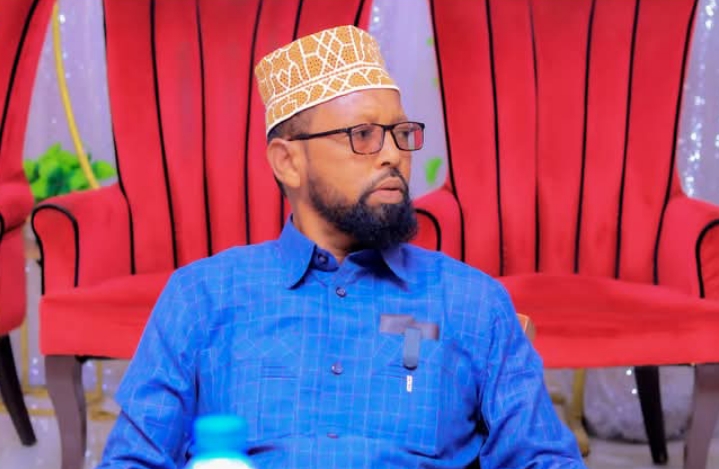 Madaxweynaha Puntland oo magacaabay Taliyaha cusub ee qeybta Booliska ... Madaxweynaha Puntland oo magacaabay Taliyaha cusub ee qeybta Booliska ...