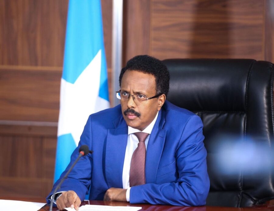Farmaajo oo ku tashanaya codadka labo garab – Puntland Post